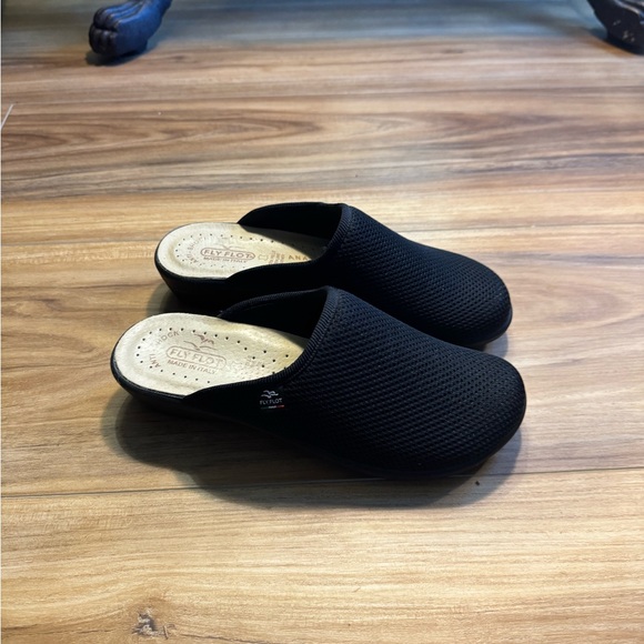 Fly Flot | Shoes | Fly Flot Womens Black Comfort Mules | Poshmark